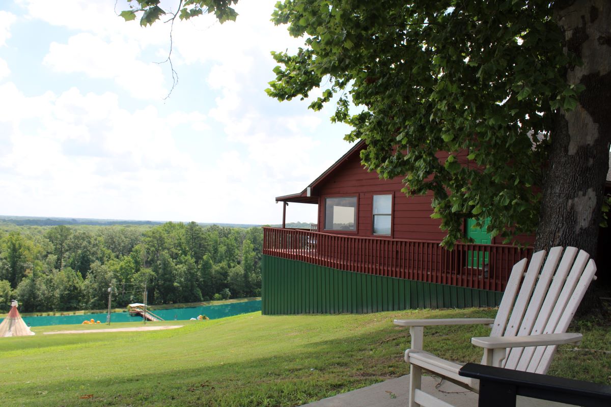 Eagle’s Nest Lodge - Streamside RV Parks & Campground