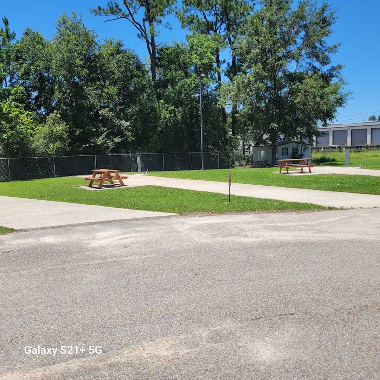 Deluxe Back In | Streamside RV Parks & Campground